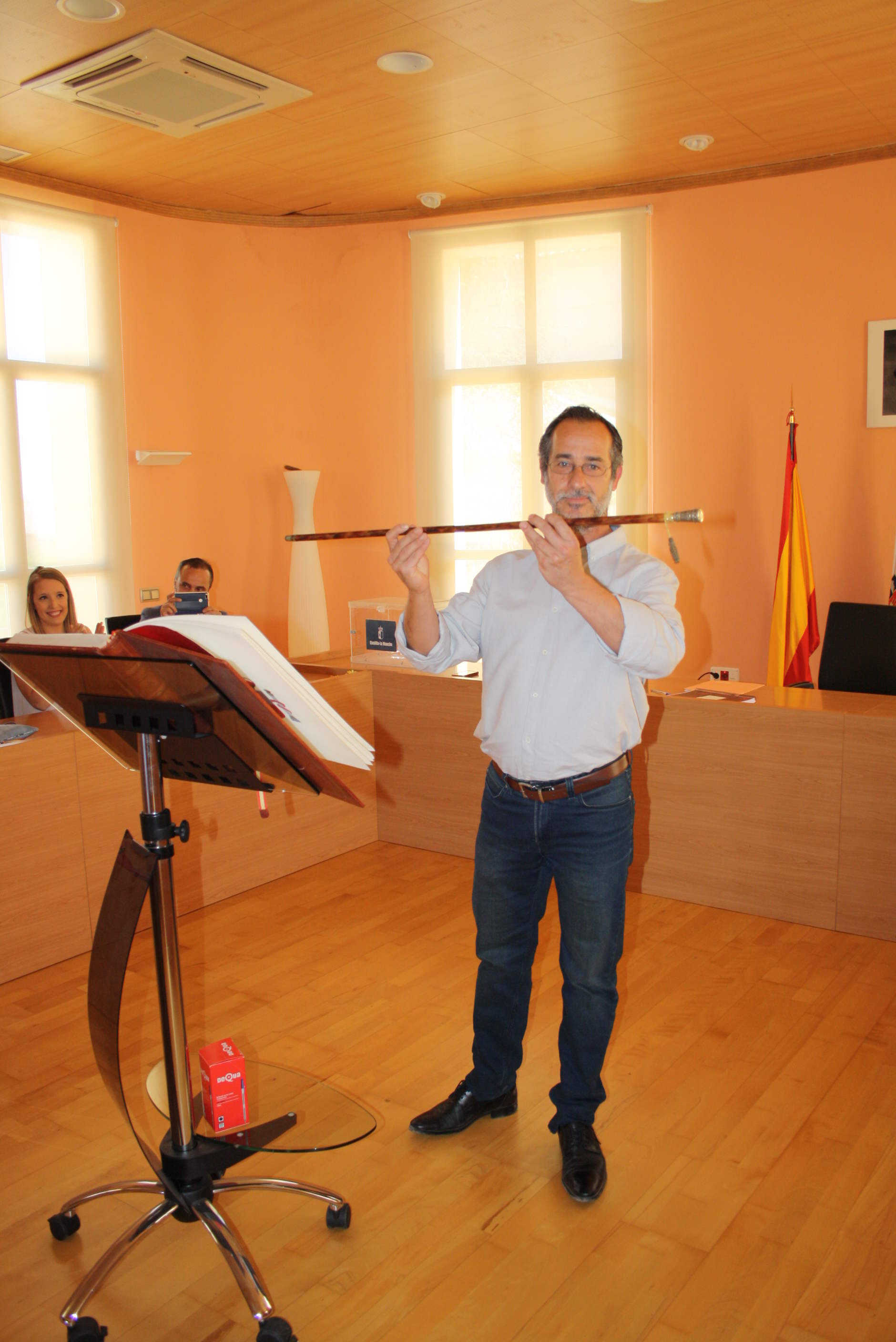 Luis Alberto Lara toma posesión de su cargo como alcalde e invita a ...